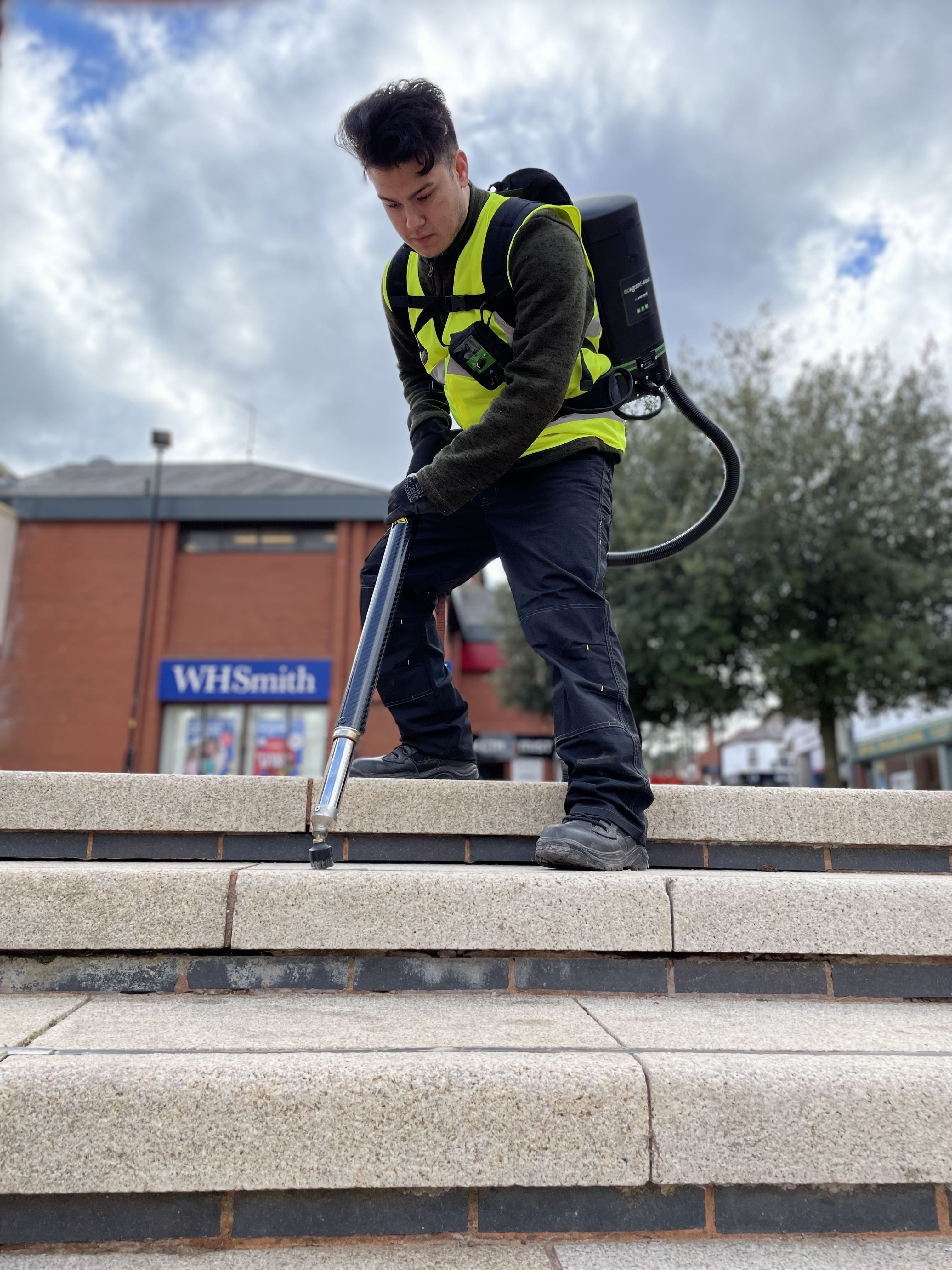 Chewing Gum Removal Machines | Battery Powered